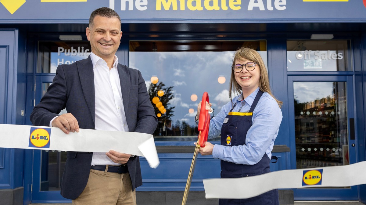 ‘An important milestone’ – Lidl opens its first pub in Ireland after ...