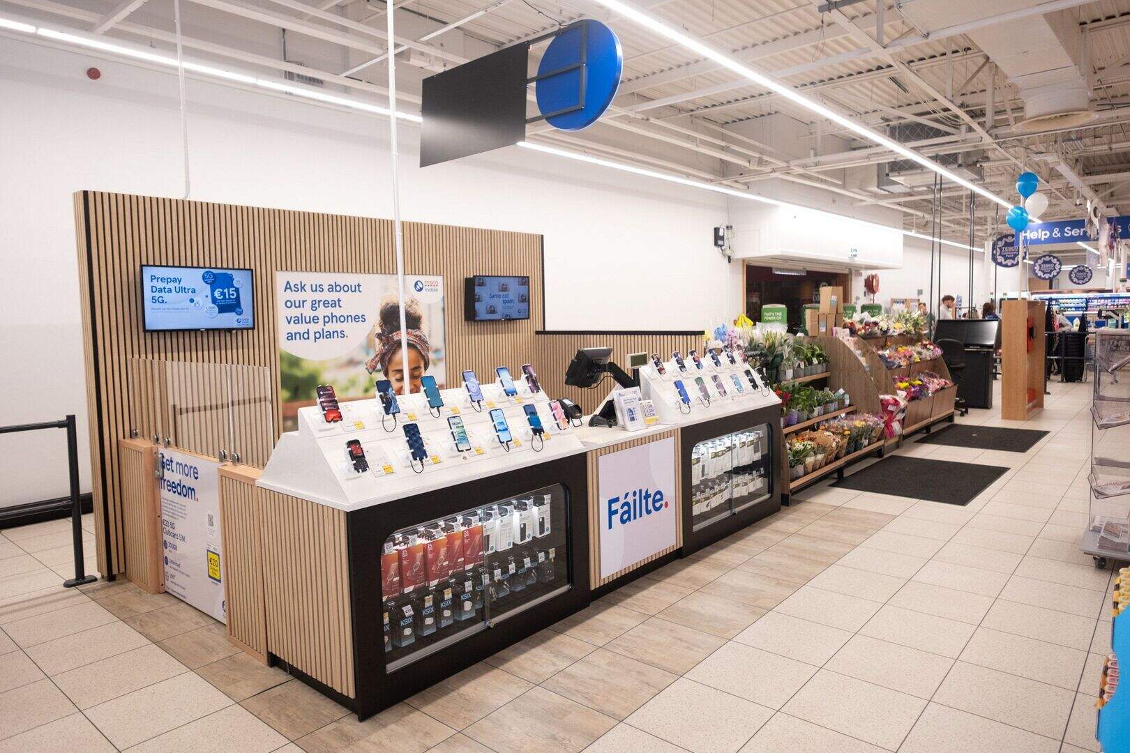 Lisduggan gets connected as Tesco Mobile open new store in Waterford ...