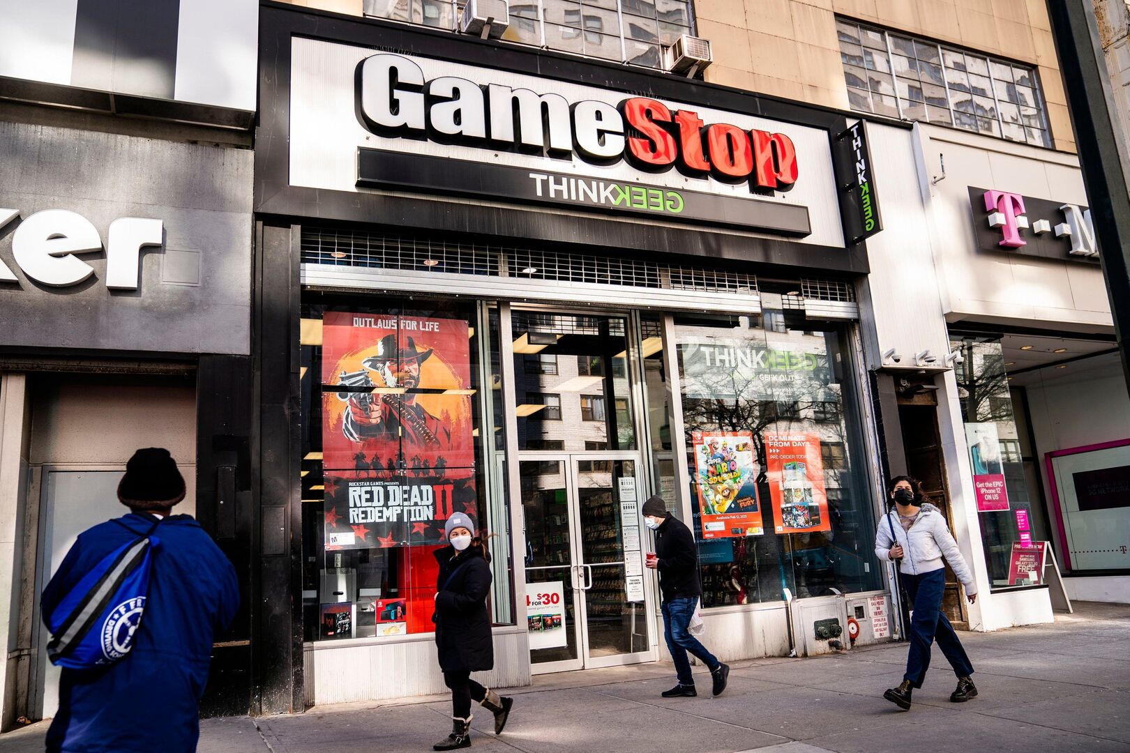 US retailer GameStop launches $56bn takeover bid for much bigger eBay ...