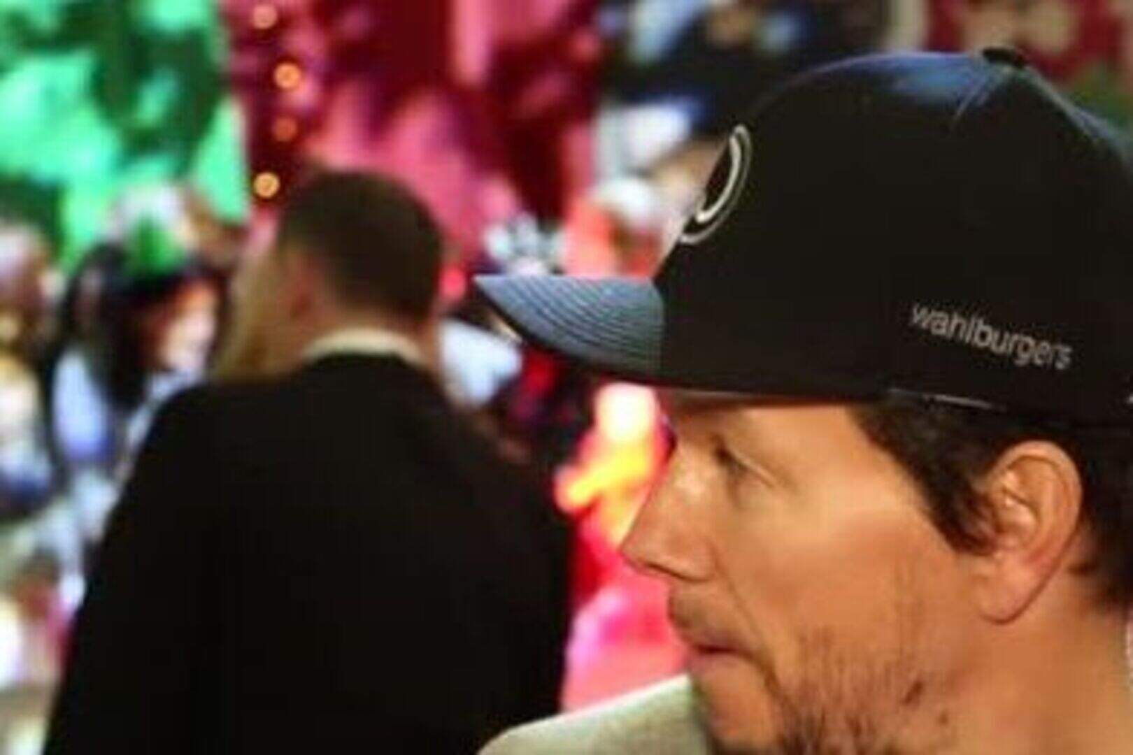 Mark Wahlberg 'totally understands' Ridley Scott cutting Kevin Spacey ...