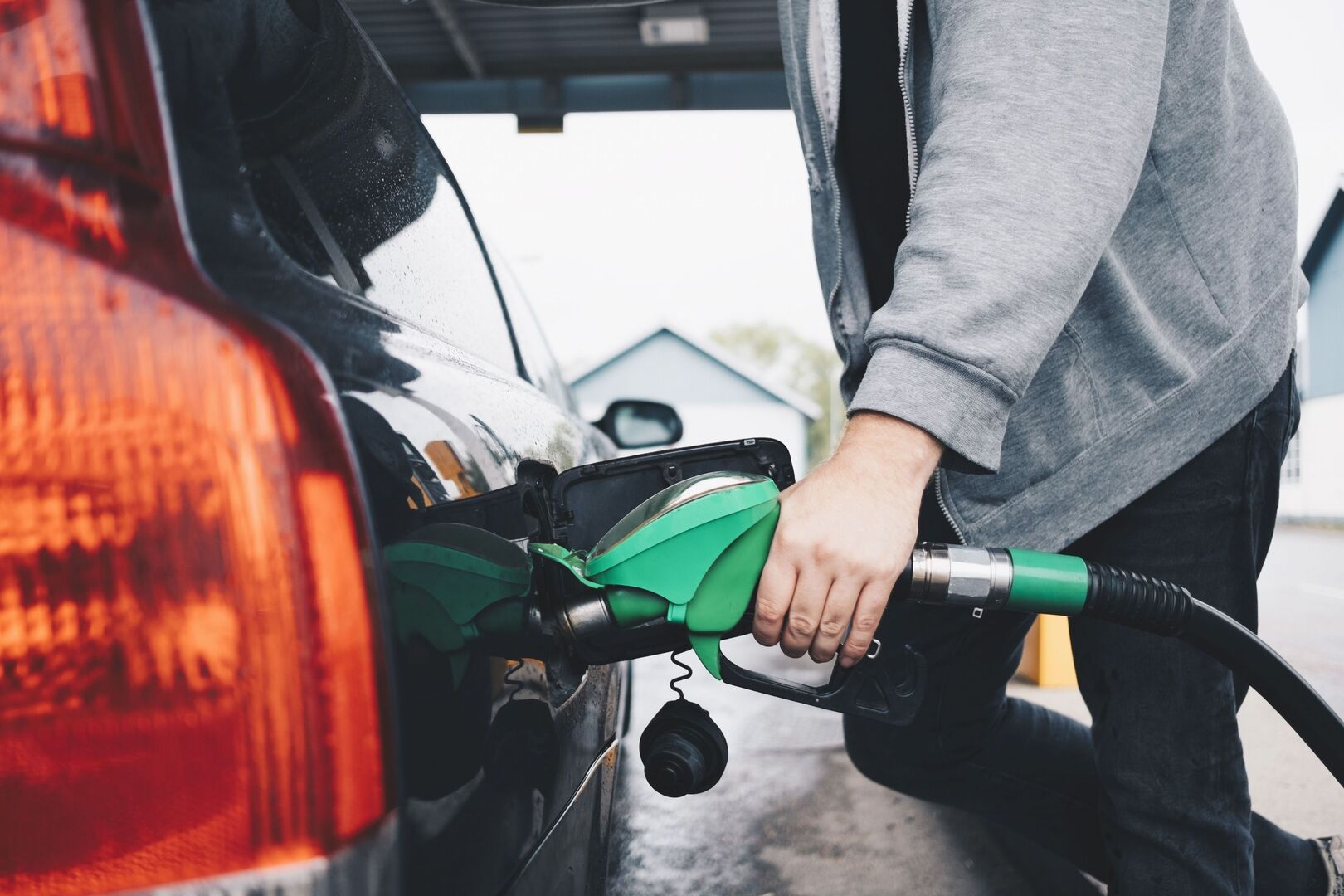 Revealed: Government on track to collect bumper carbon tax revenue this ...