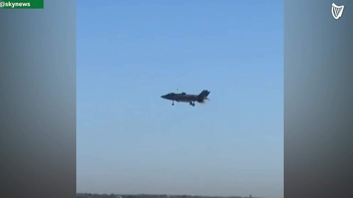 Pilot parachutes to safety from a military jet crash in North Texas ...