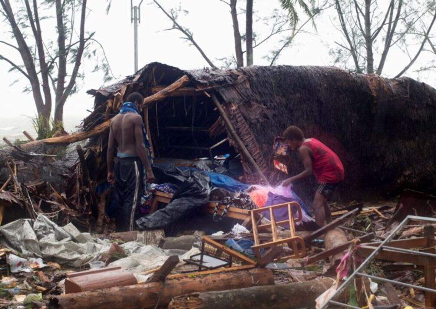 Huge Pacific cyclone devastates tiny island of Vanuatu | Irish Independent