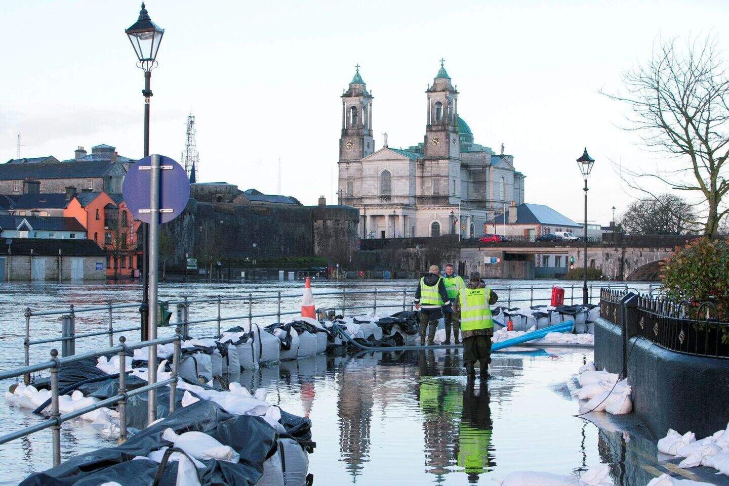 Thousands of litres of raw sewage pour onto the streets of Athlone as ...