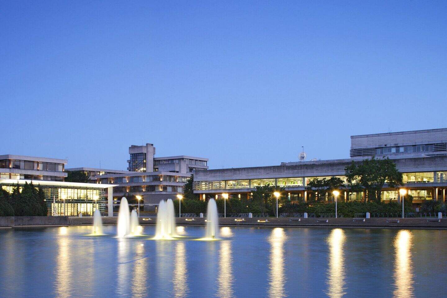Student forced into daily six-hour round trips to UCD | Irish Independent