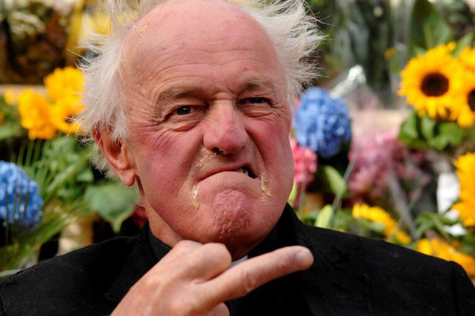 Frank Kelly - 'Hero who gave so much to Irish comedy' dies aged 77 ...