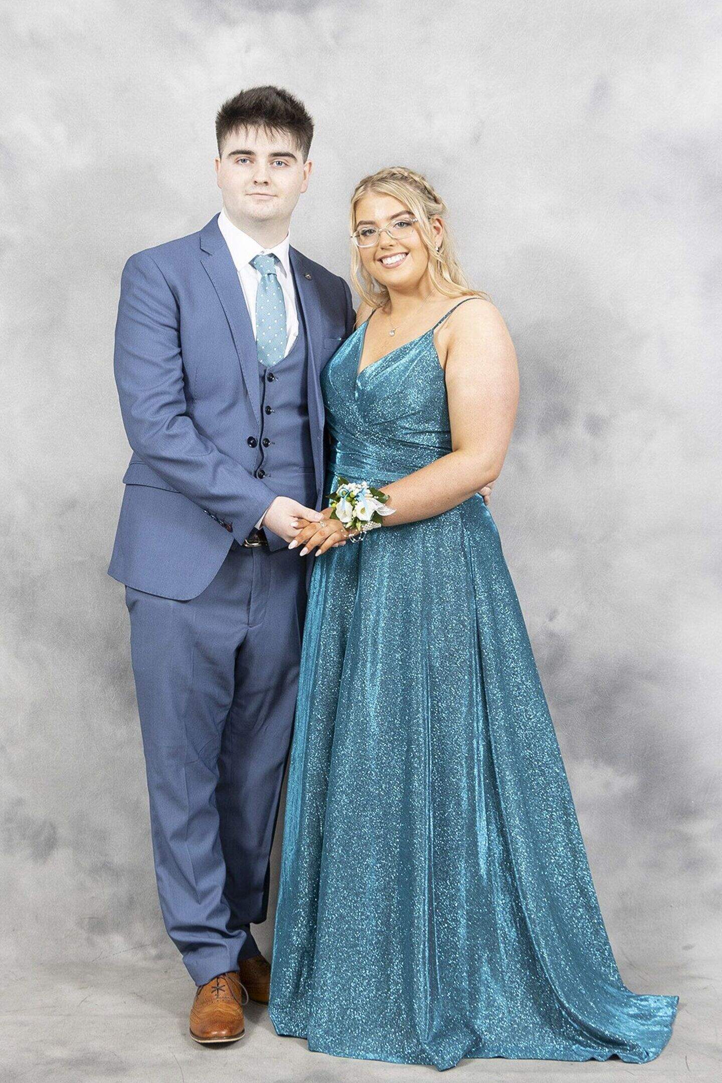 Pictures show Wexford’s Presentation Secondary School grad ball ...