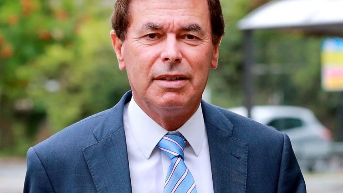 Alan Shatter may sue Soc Dems TD over Epstein smear | Irish Independent