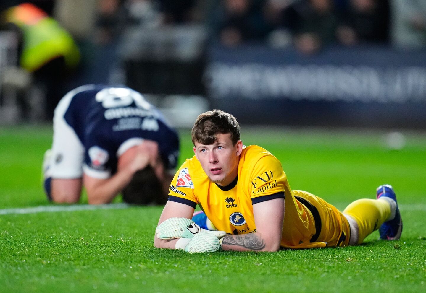 Mohamed Belloumi and Joe Gelhardt send Hull City into Championship play ...
