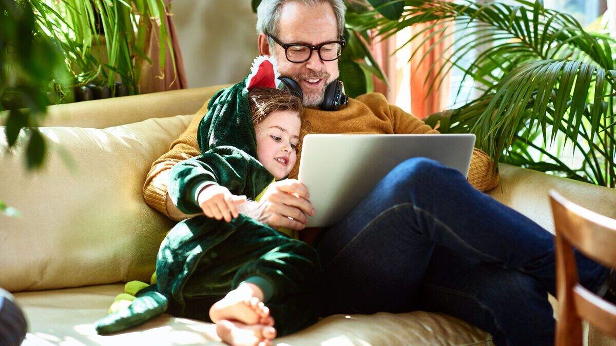 Six easy ways for parents to protect their children online: a deep dive ...