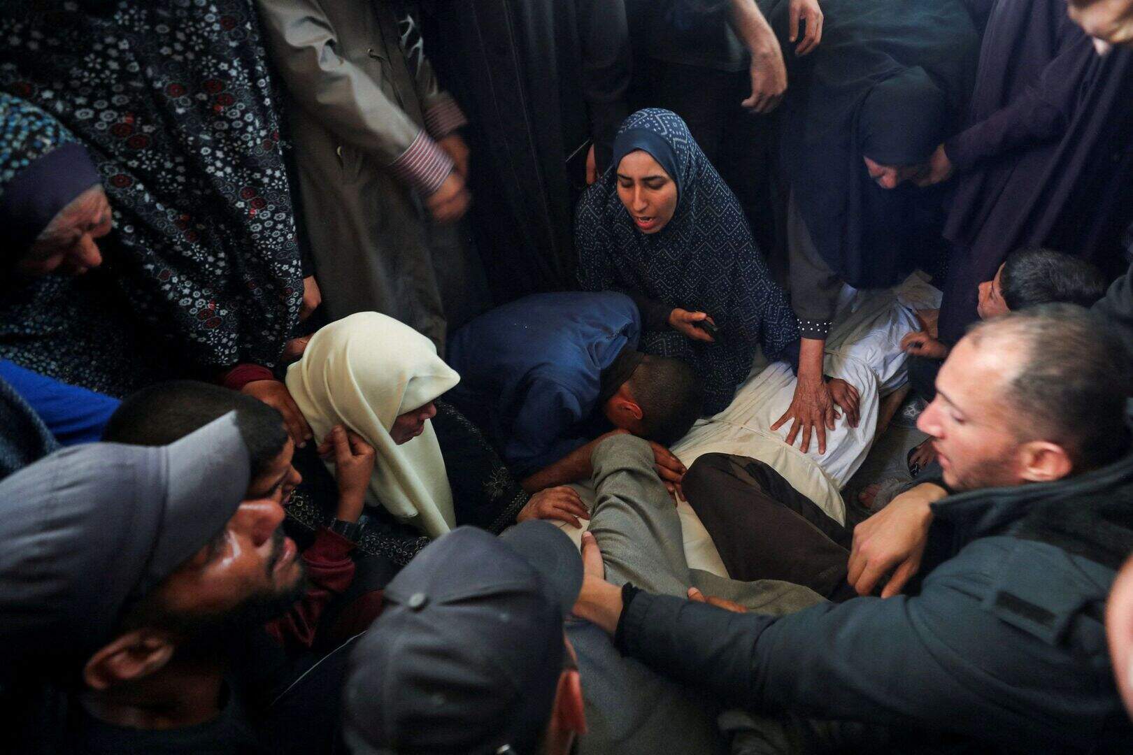 Aid groups struggle to function amid Israeli attacks as Gaza children ...