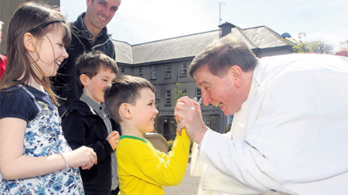 Well-wishers flock to Dr Brian D’Arcy’s mass as he makes light of ...