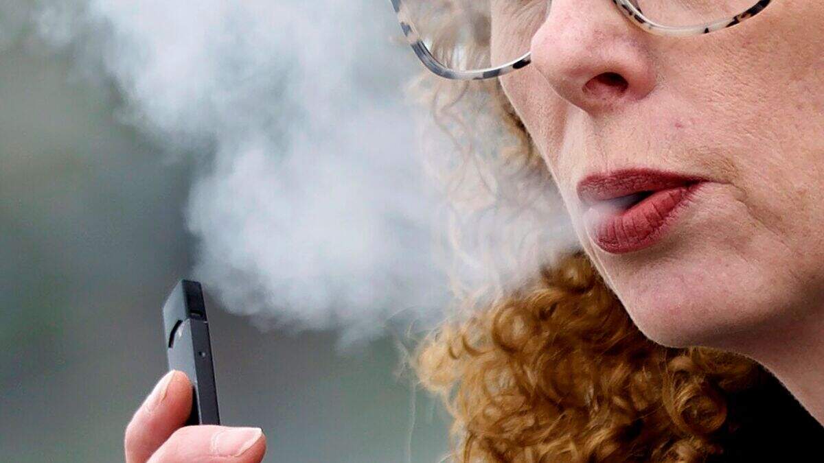 Vaping company Juul ordered to pull e-cigarettes from US market | Irish ...