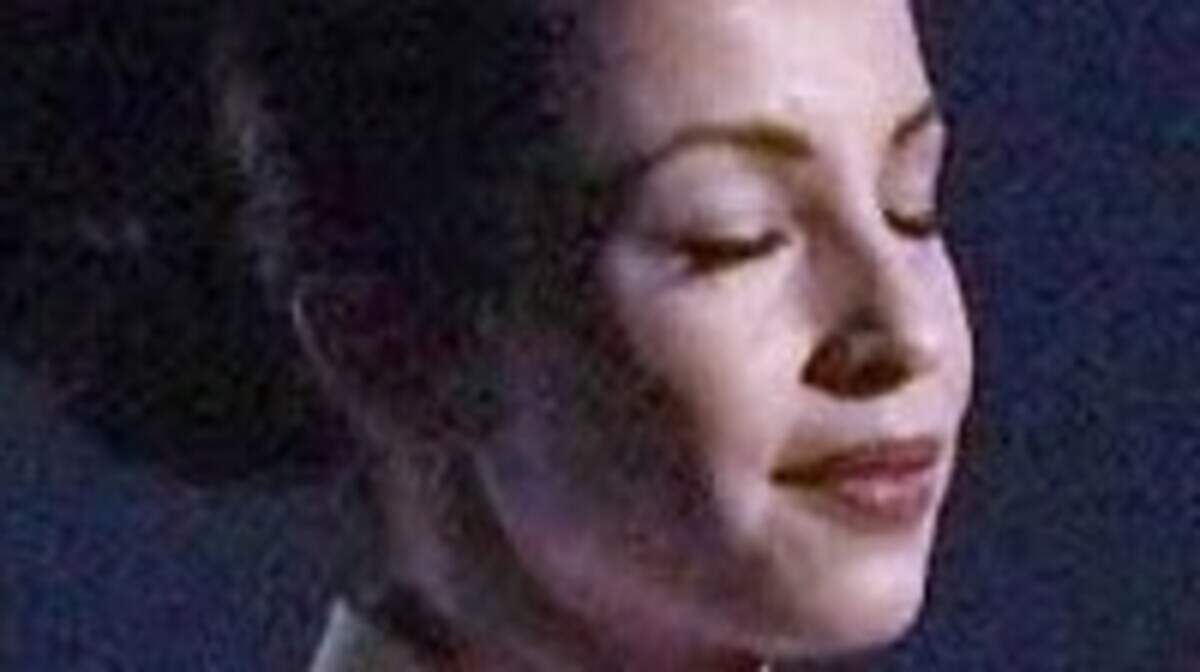 Sade's latest record tops US charts | Irish Independent