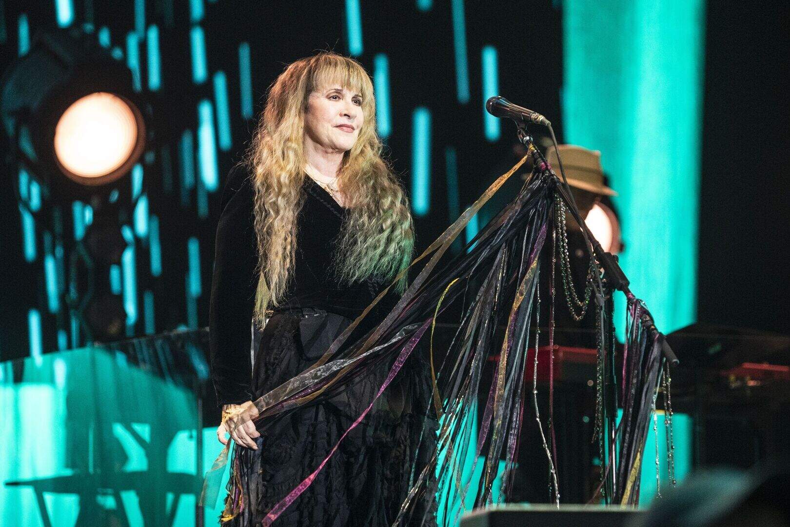 Stevie Nicks gig review: An ethereal evening of storytelling, capes and ...