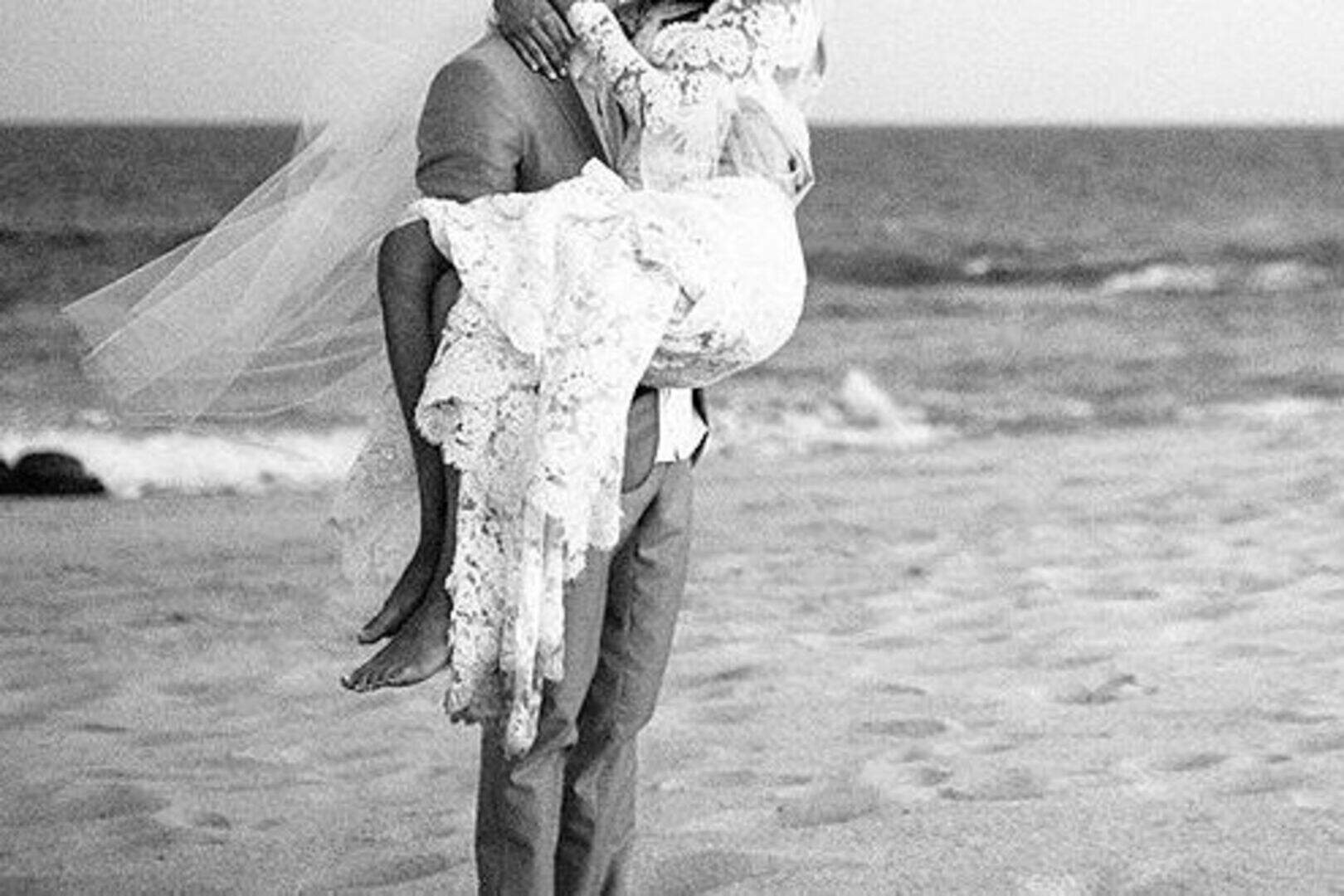 Naya Rivera marries 'old friend' Ryan Dorsey in secret ceremony | Irish ...