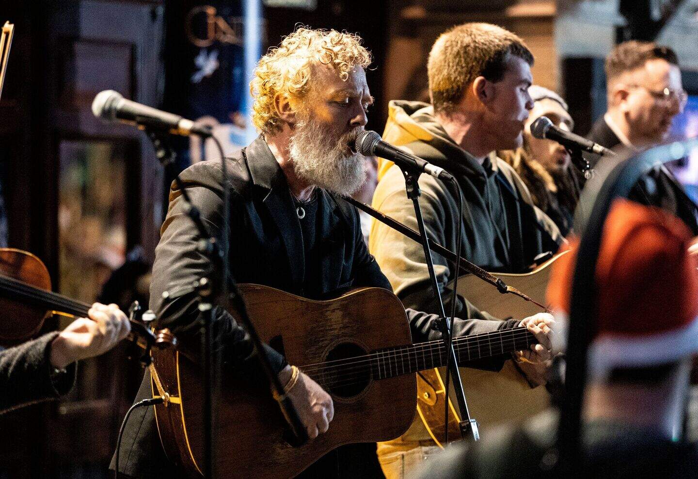 Christmas Eve ‘Big Busk’ returns to Dublin with Glen Hansard leading ...
