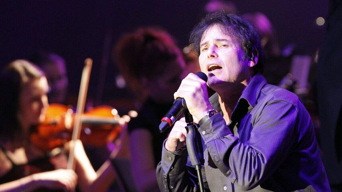 Jimi Jameson, Survivor frontman who sang 'Baywatch' theme, dead at 63 ...