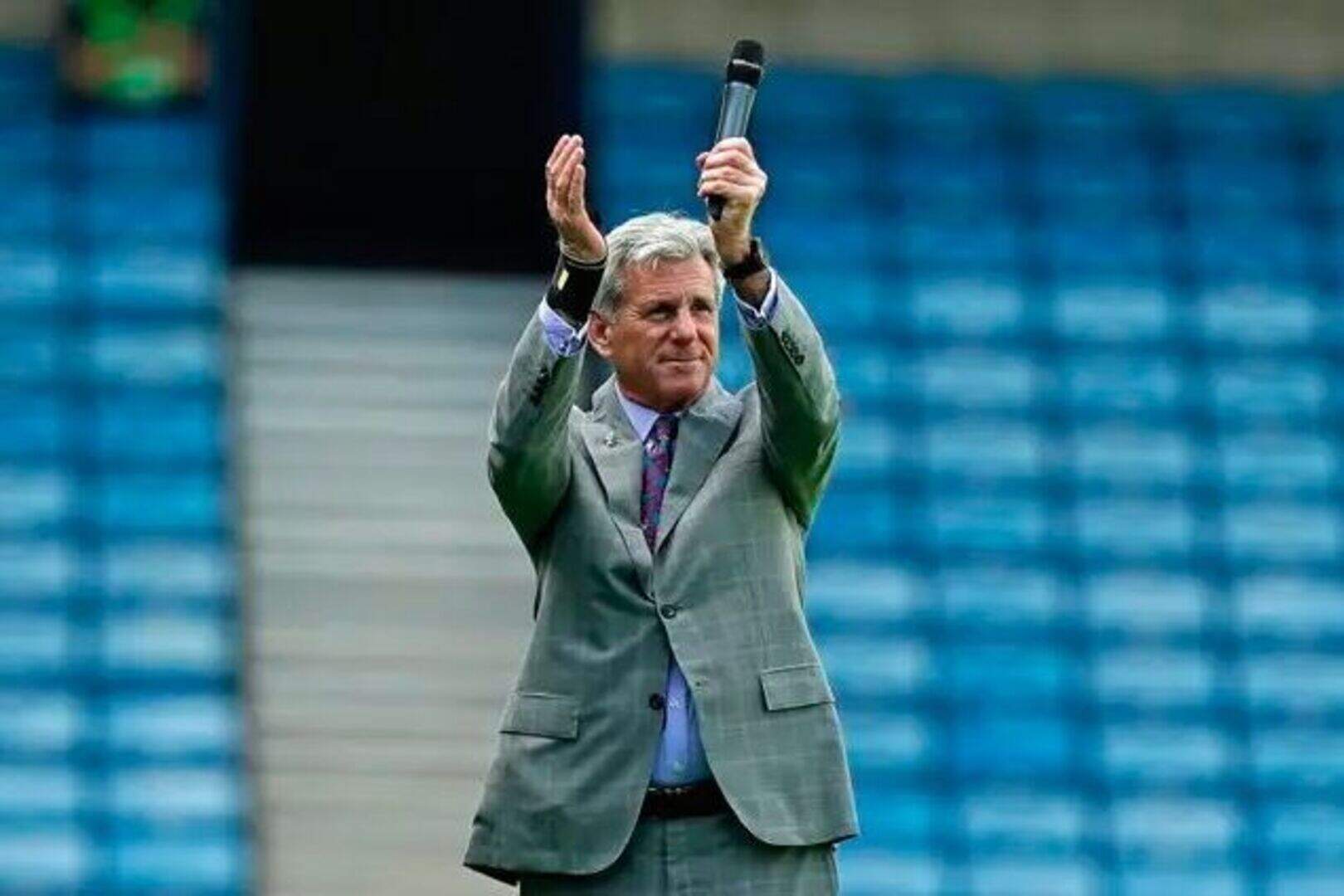 Club legend Alan Dunne pays tribute to Millwall owner and chairman John ...