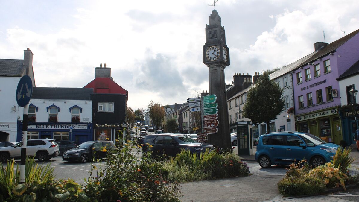 Man who used beer barrel to smash Westport pub windows jailed for three ...