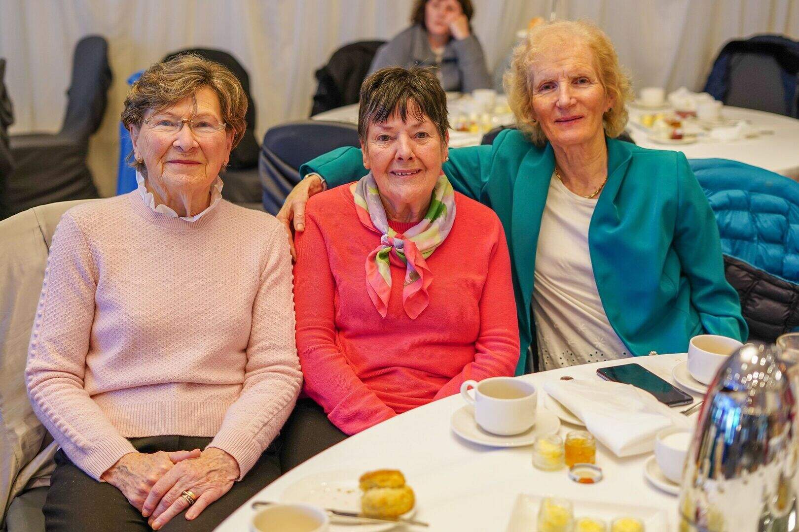 See pictures as Kerry locals share a ‘coffee with the cops’ | Irish ...