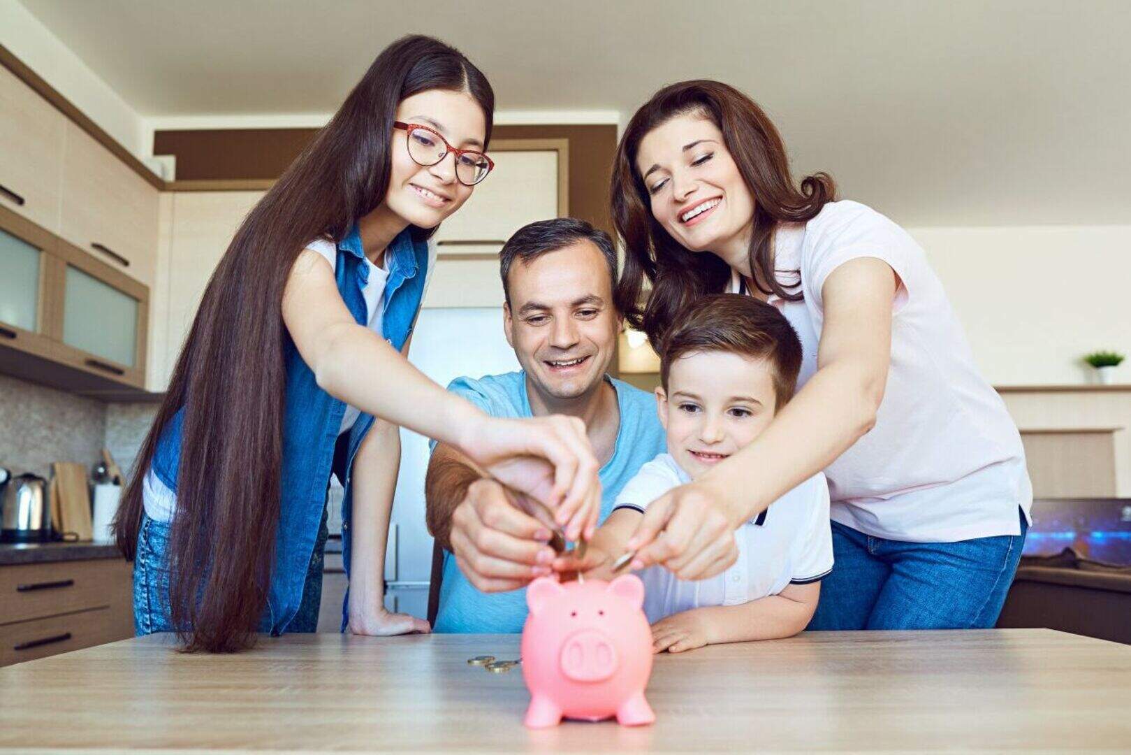 Your Money: How to help children get cash savvy | Irish Independent