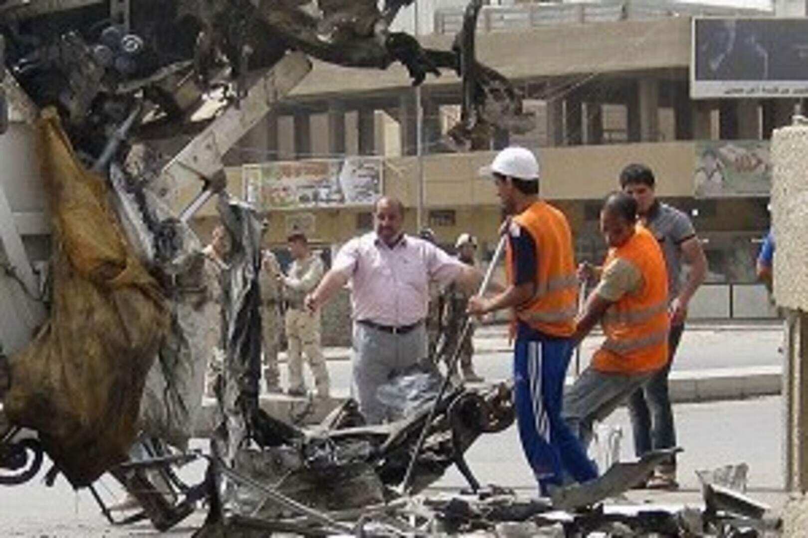 30 die as bombers hit Iraq cities | Irish Independent