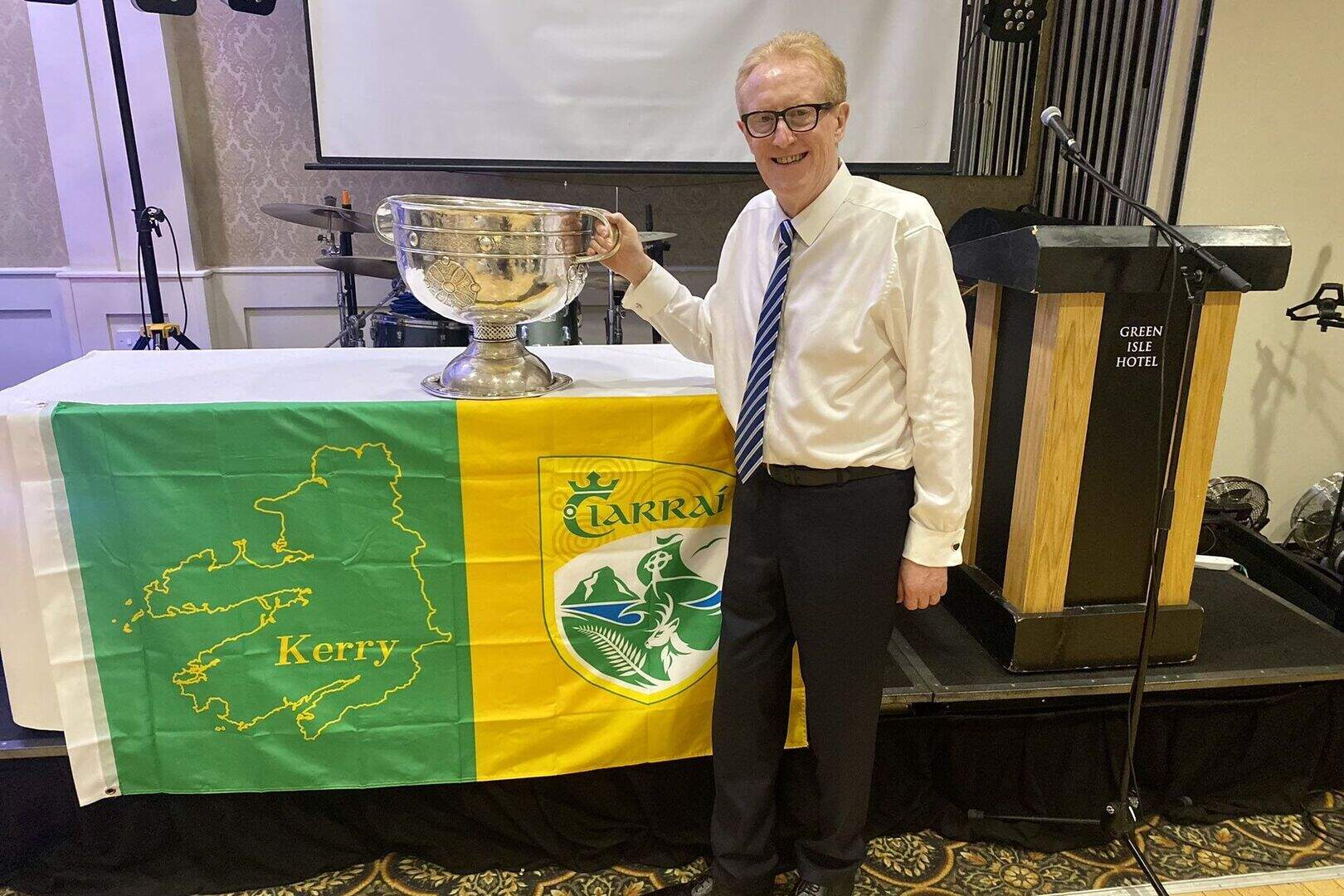 Tributes paid after death of popular journalist and proud Kerryman ...