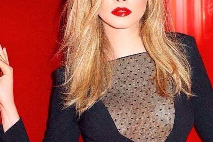 Cara Delevingne in secret talks with Simon Cowell about singing career ...
