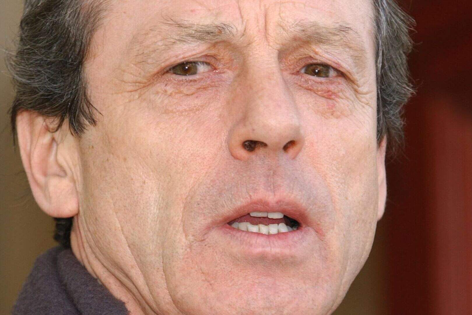 EastEnders actor Leslie Grantham, who played 'Dirty' Den Watts, dies ...