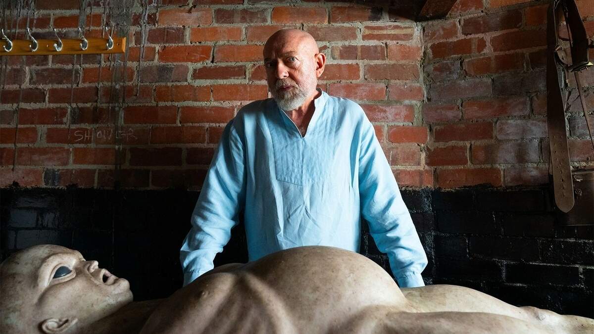 Alien autopsy hoax: inside the 1995 Roswell fake | Irish Independent