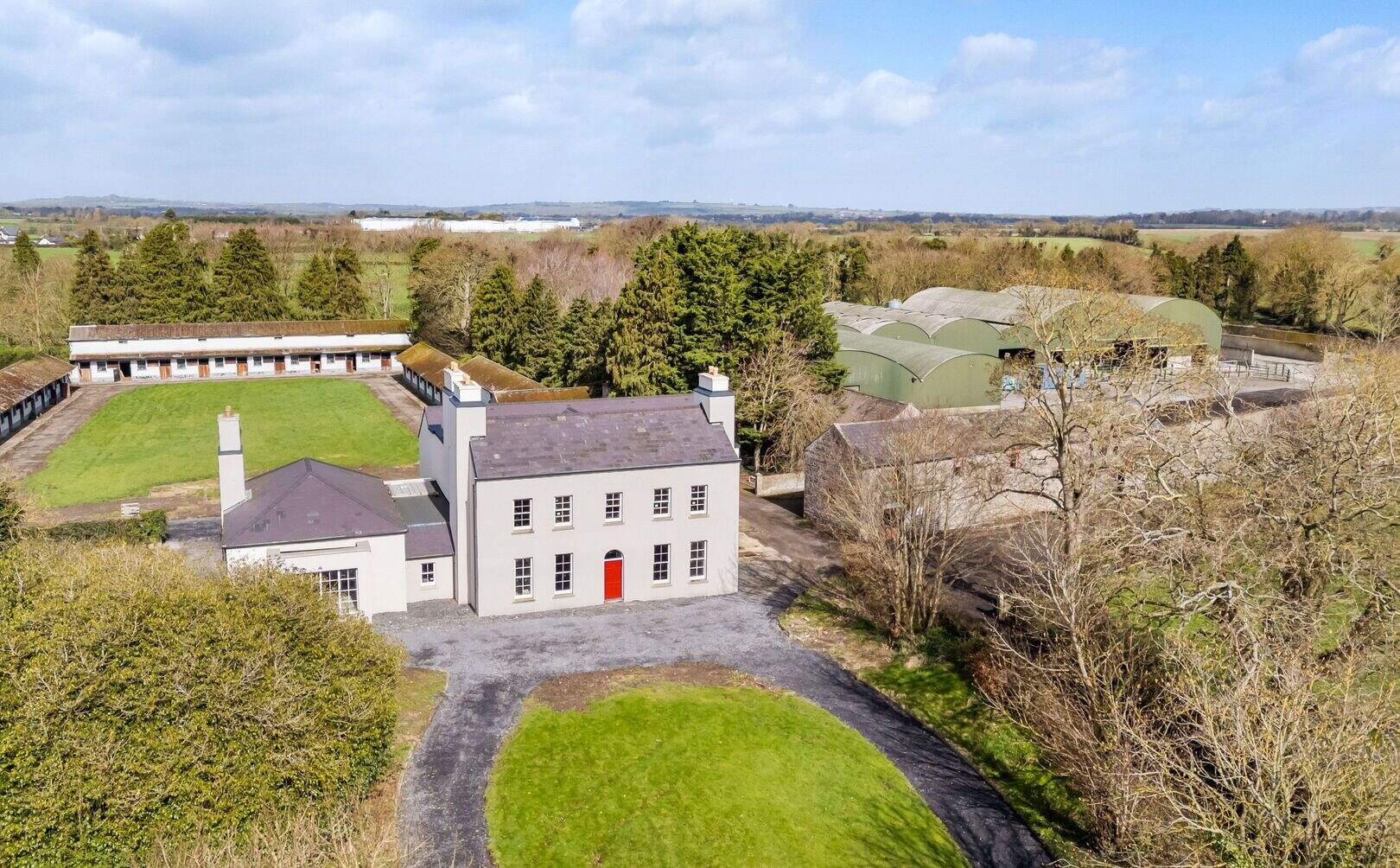 From cattle king to tech millionaire: Skidoo Farm hits the market for € ...