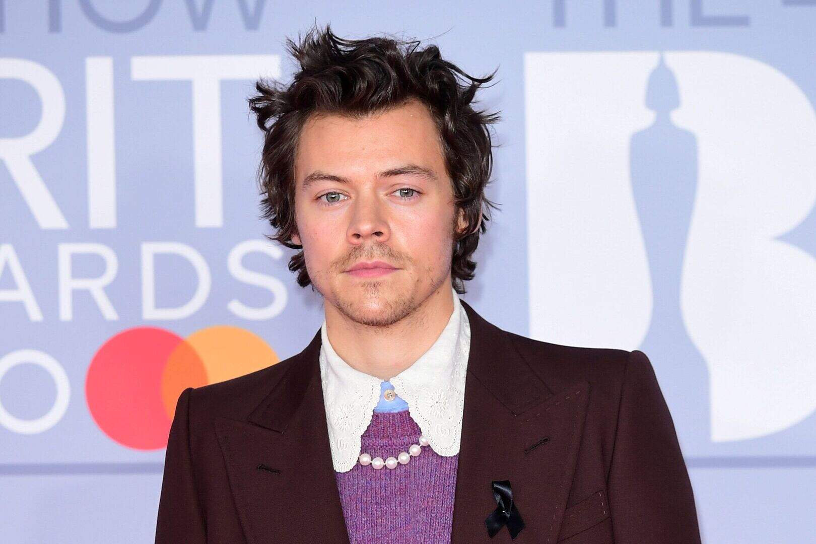 Harry Styles continues As It Was success with second week at number one ...