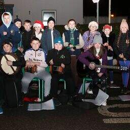 Brave Cork girl Isabelle lights-up Christmas tree in Boherbue in memory ...