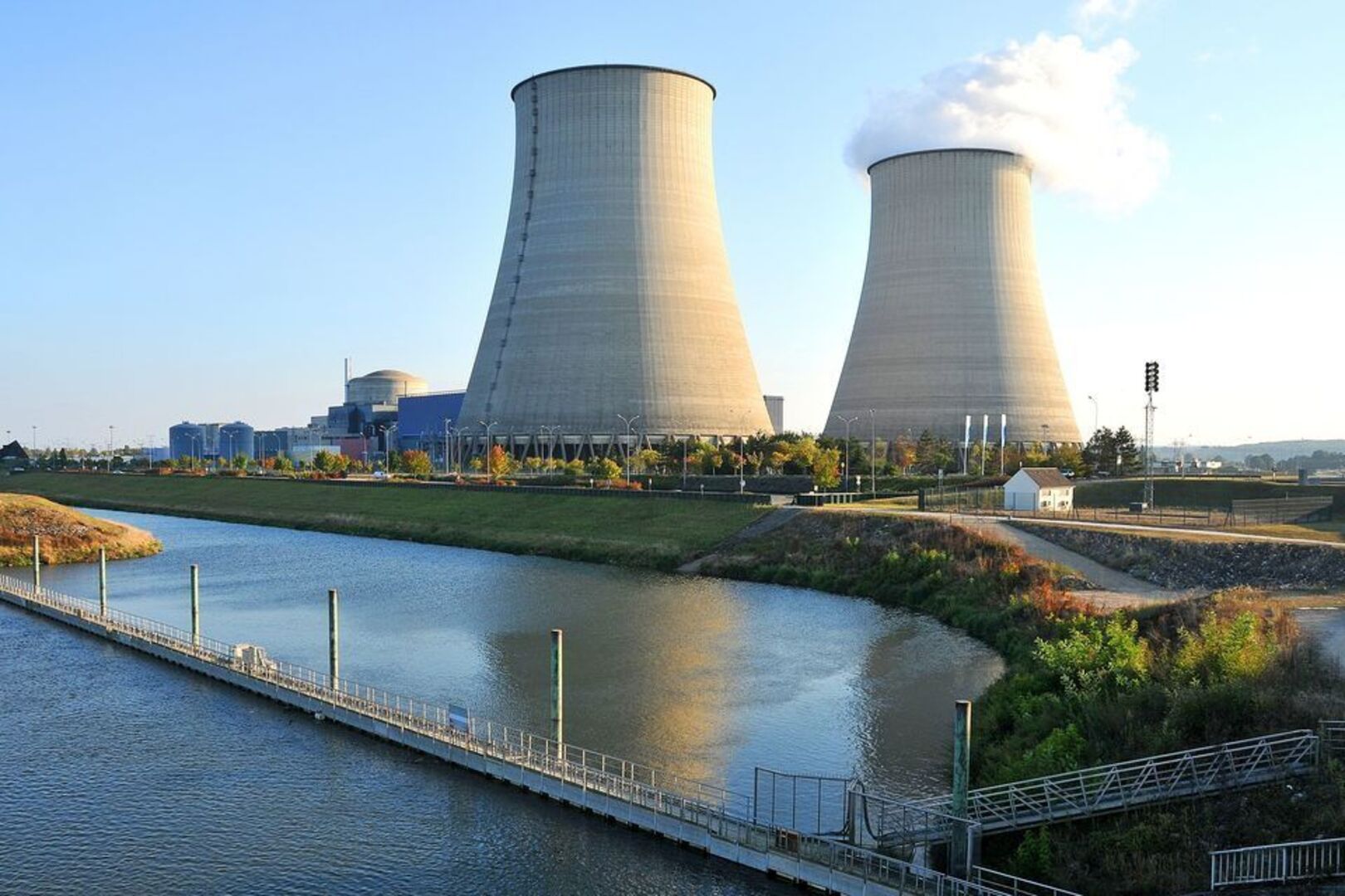 Taoiseach reiterates backing for nuclear power as energy option after ...