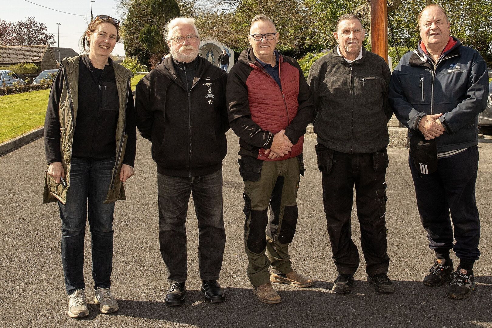 Community effort sees new cross erected at Wicklow-Carlow parish church ...