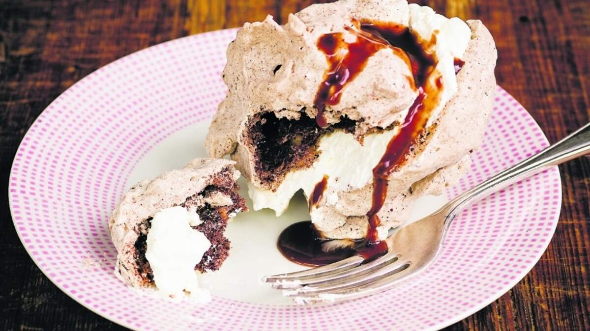 Chocolate and hazelnut meringues | Irish Independent