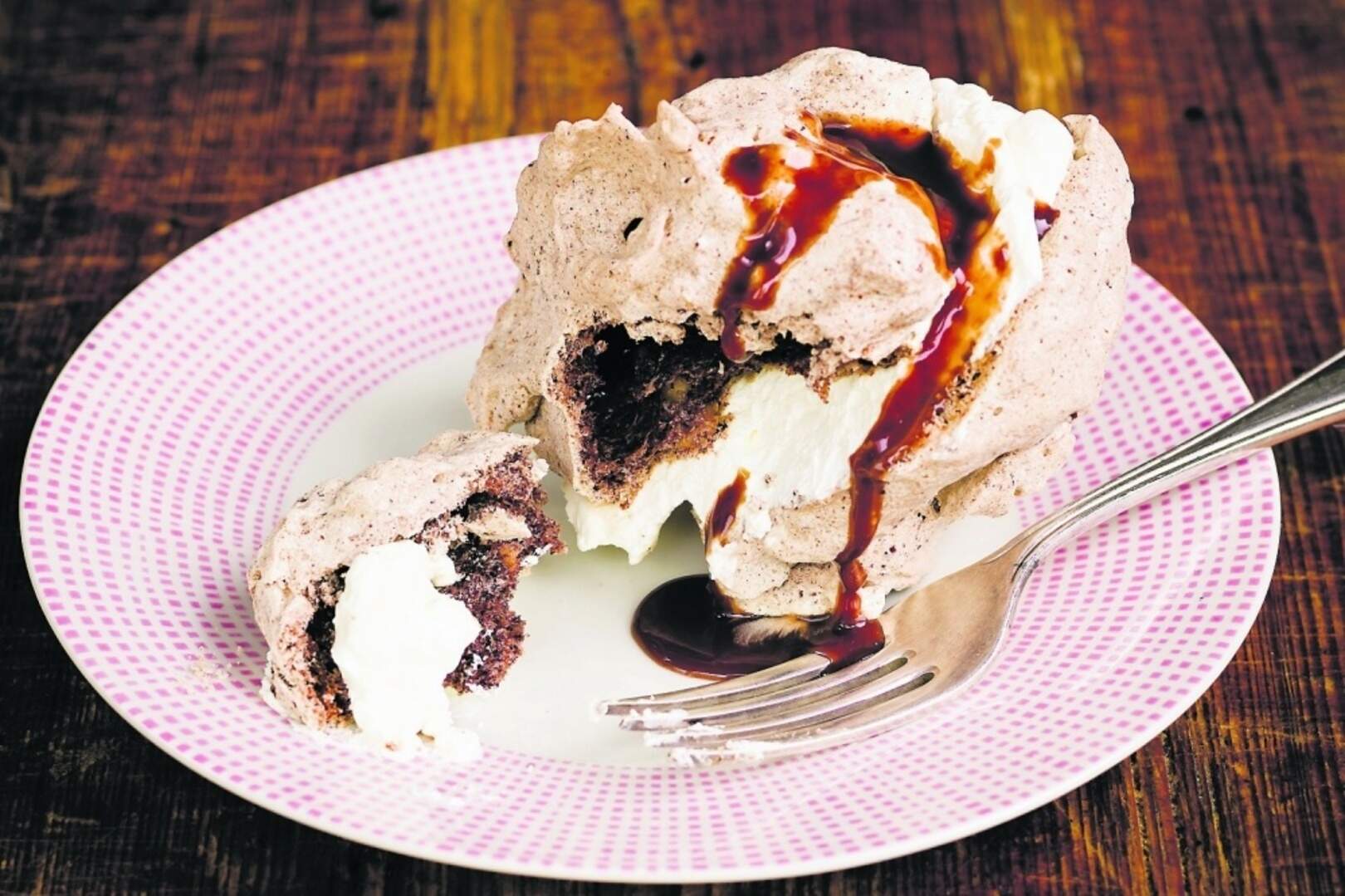 Chocolate and hazelnut meringues | Irish Independent
