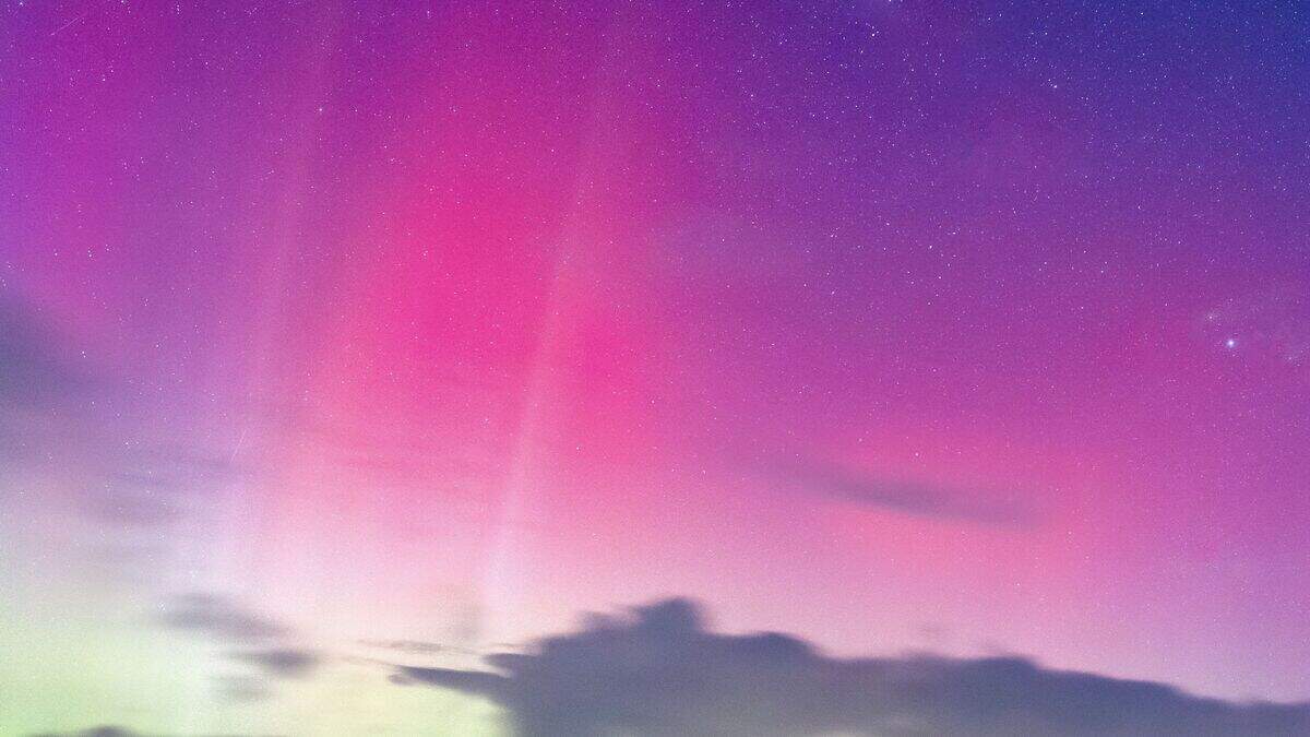 Northern Lights in Cork – spectacular image captures natural phenomenon ...