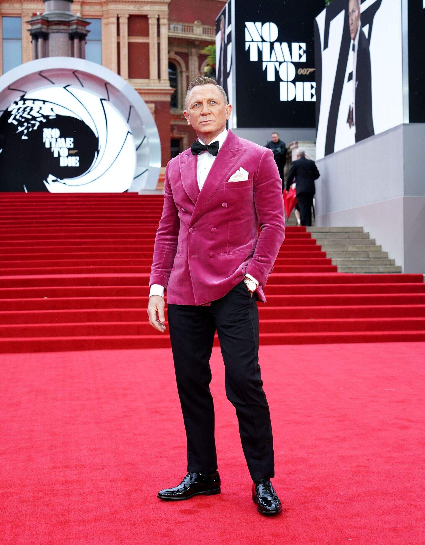 Review round-up: Scores are in for Daniel Craig’s Bond swansong No Time ...