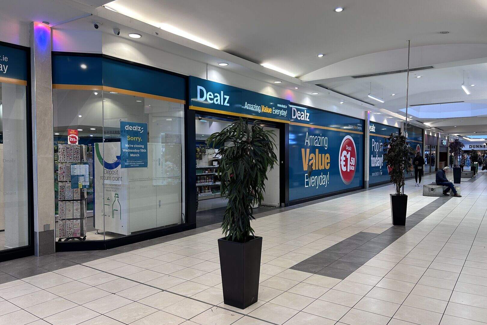 Dealz to close Merchant's Quay store as Cork city centre retail changes ...