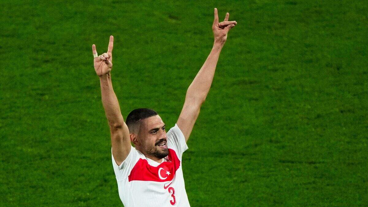 Merih Demiral's alleged right-wing ‘wolf salute’ Turkish goal ...