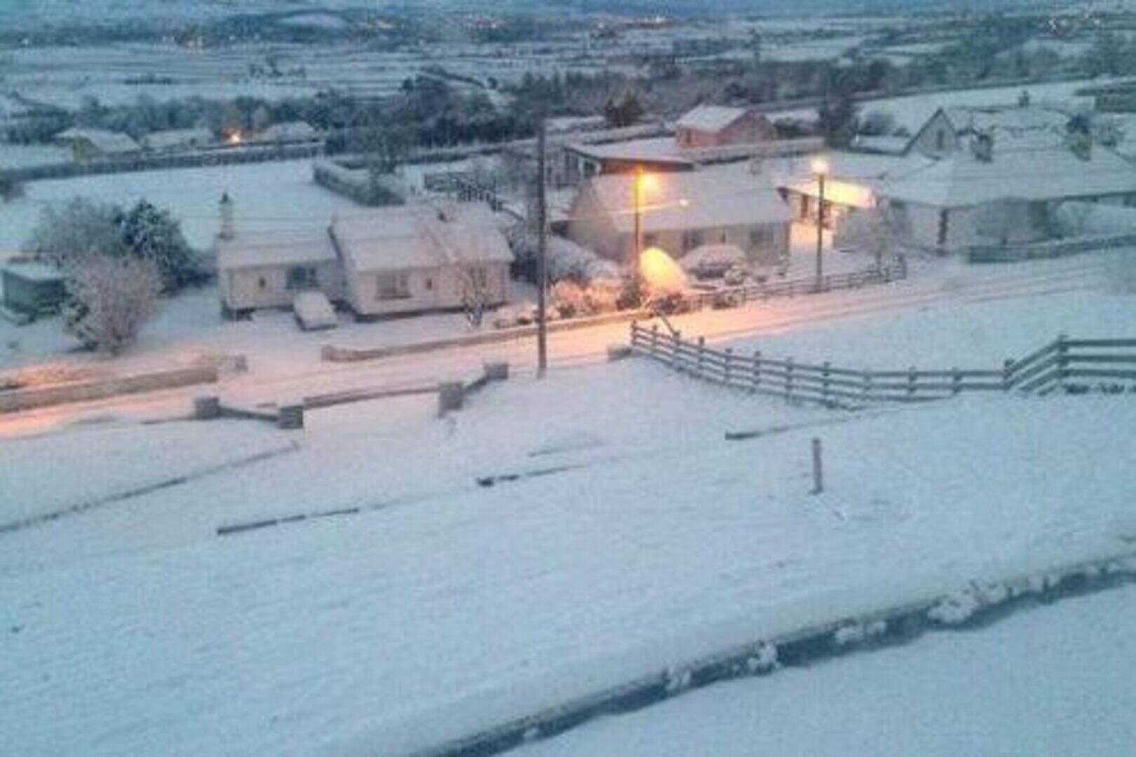 Three day national snow-ice warning: Cold airmass sweeps in from Canada ...