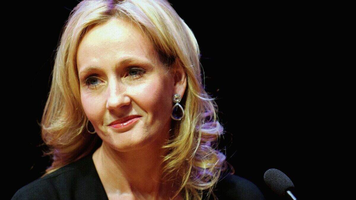 Review of JK Rowling's new book The Silkworm published under pseudonym ...