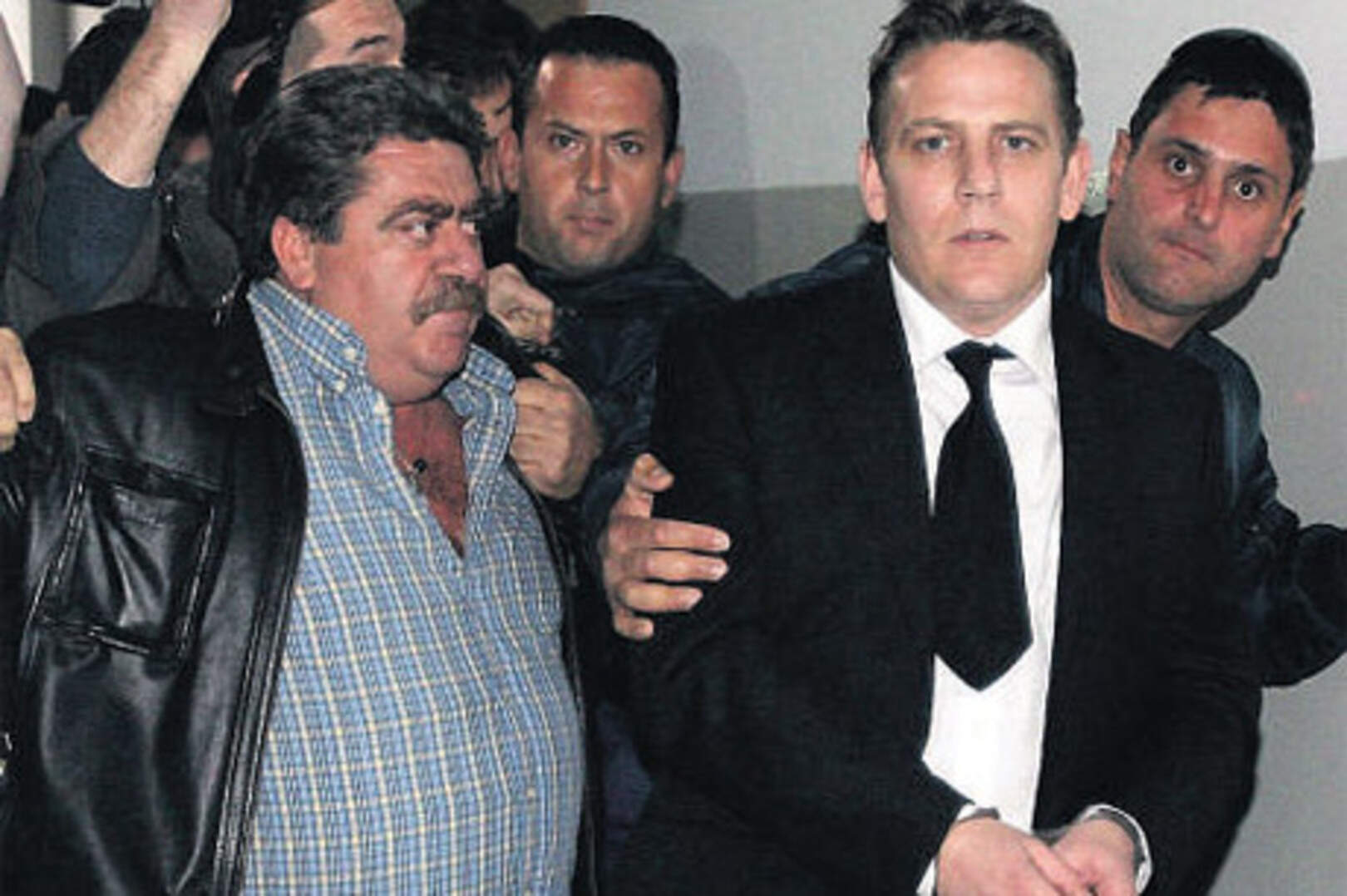 Father cleared of murder after throwing son from hotel balcony | Irish ...