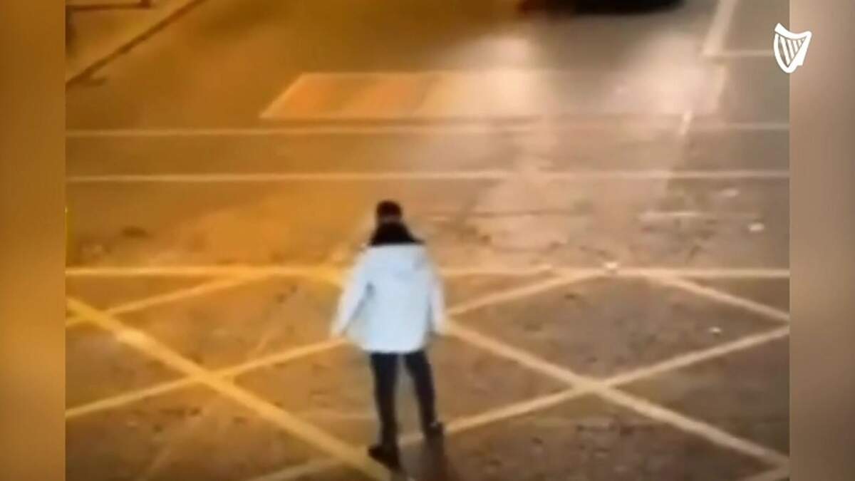 Man gets clipped by bus while dancing on Dublin road | Irish Independent