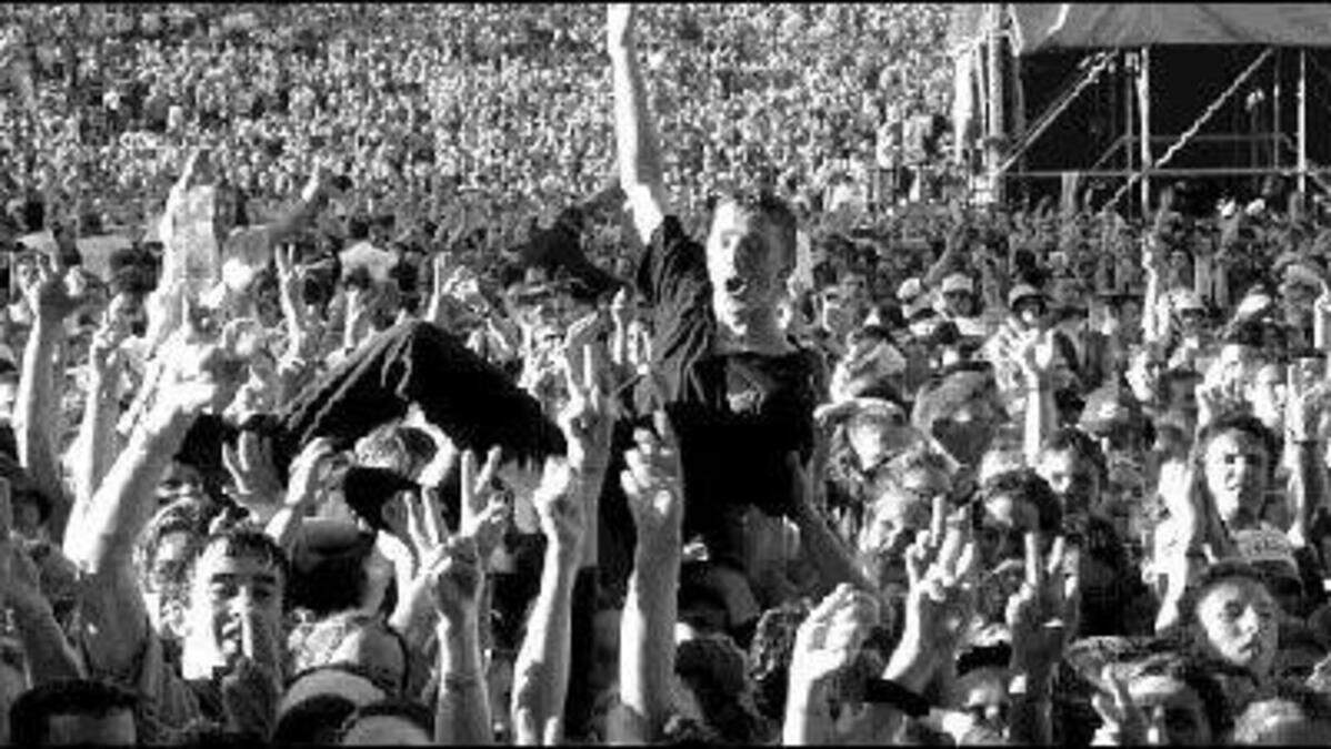 Slane 2000 - The artists | Irish Independent