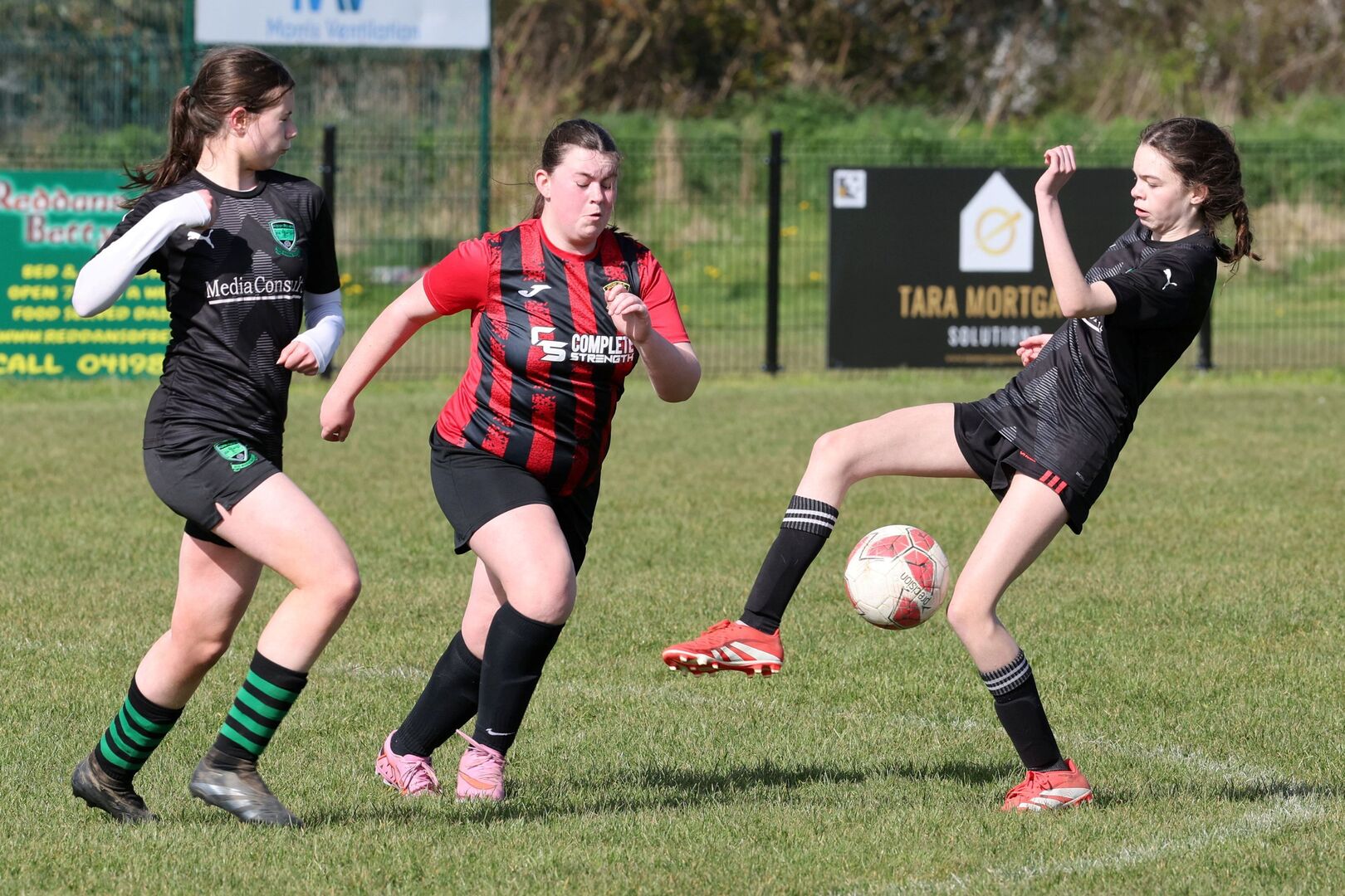 Two Louth girls teams qualify for National finals after thrilling wins ...