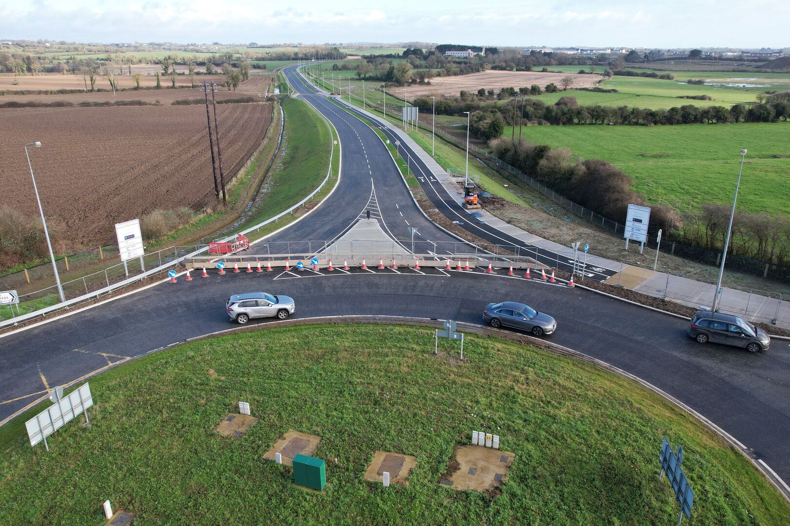 Funding for railway bridge over vital new Louth road still not approved ...