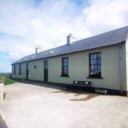 Old school style for €300,000 on the Loop Head peninsula | Irish ...
